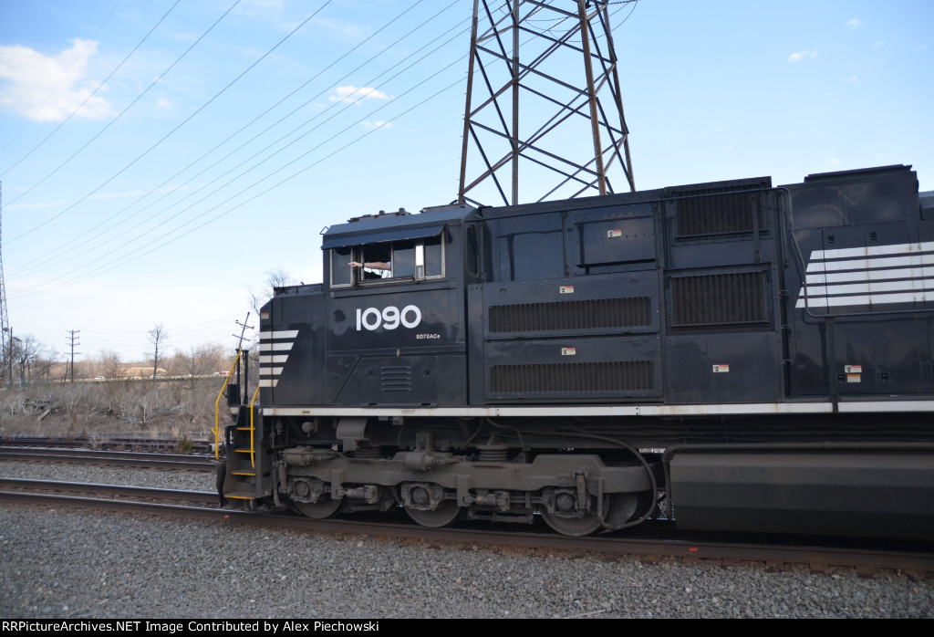 NS 1090